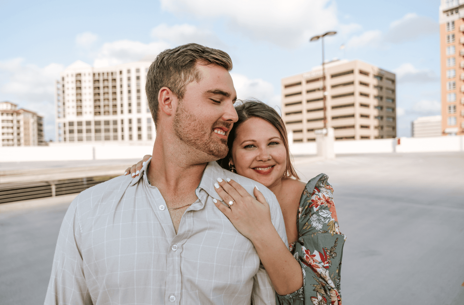 Just Engaged? Do These 6 Steps First (+ Free Starter Kit)